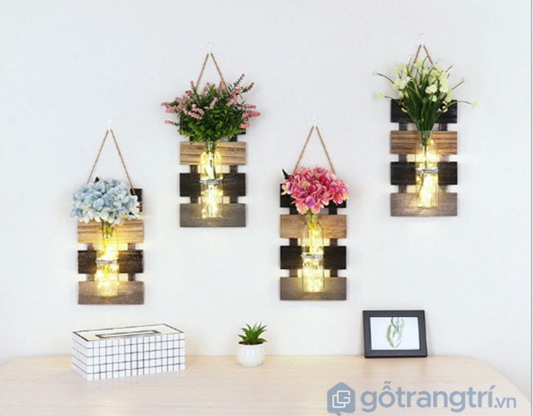 Gợi ý chọn hoa giả trang trí tường phù hợp không gian
