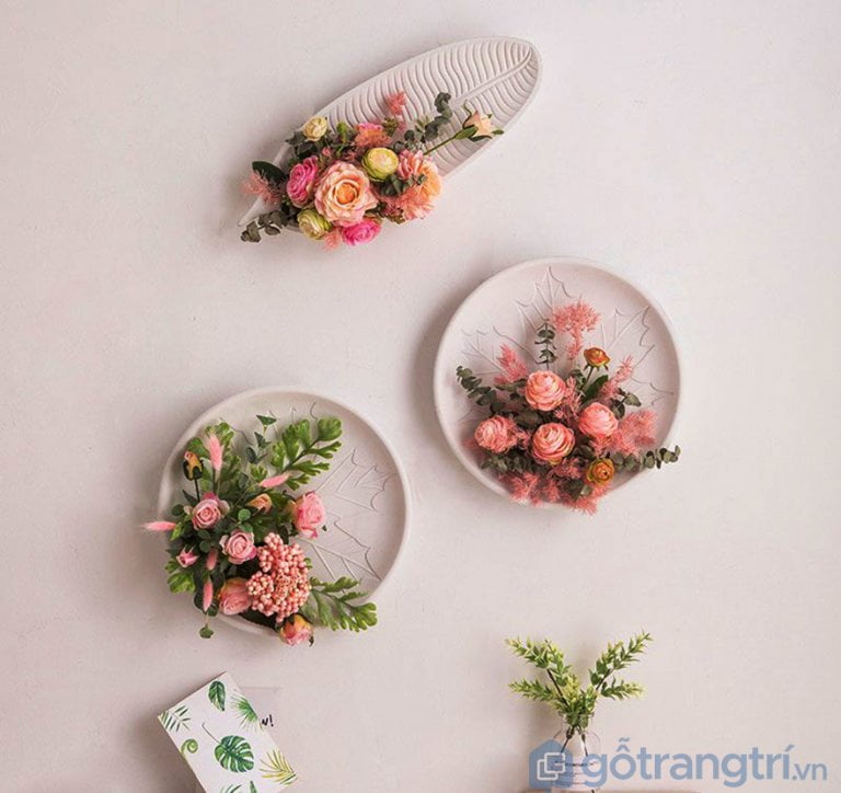 Gợi ý chọn hoa giả trang trí tường phù hợp không gian